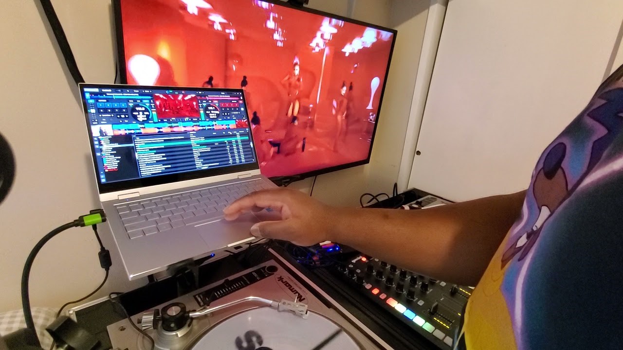 Hiring a Virtual DJ for Your Event